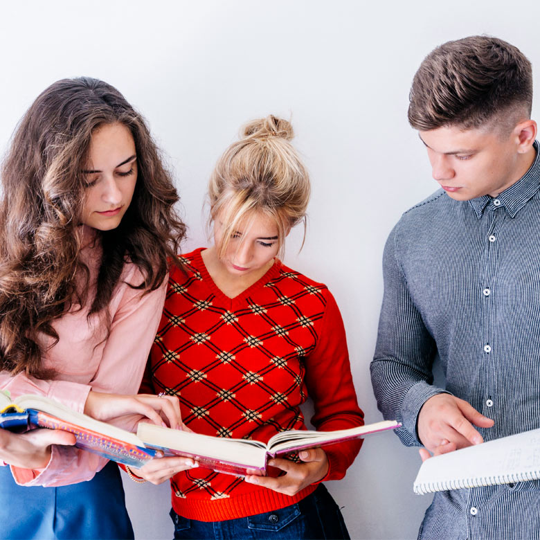 Coreano - Academia Centro de Idiomas